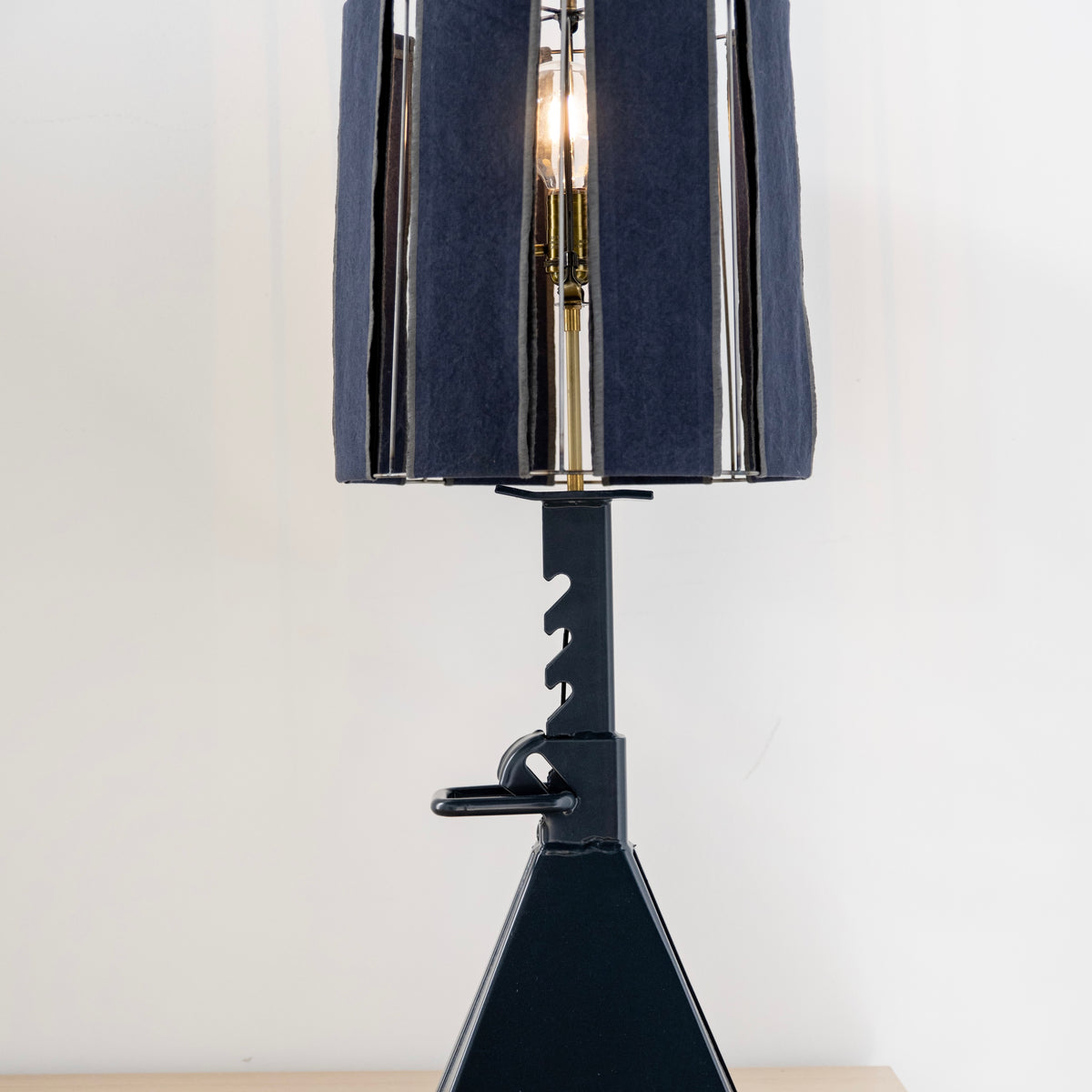 Tate - Jack Stand Table Lamp (Navy) – Umanoff Design